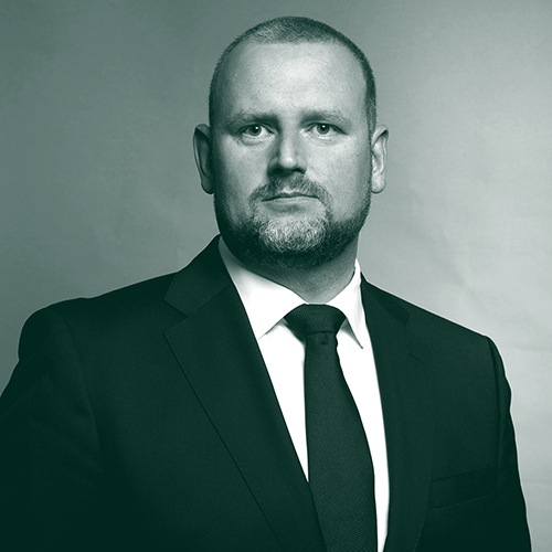 Simon Bradbury – McGill and Partners